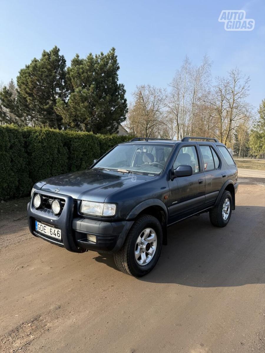 Opel Frontera 2001 in Marijampole, with an engine capacity of 2.20 L and mileage of 234 thousand km for 1650 €, photo 1 on AUTOMOTO.COM.LV