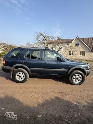 Opel Frontera 2001 in Marijampole, with an engine capacity of 2.20 L and mileage of 234 thousand km for 1650 €, photo 4 on AUTOMOTO.COM.LV