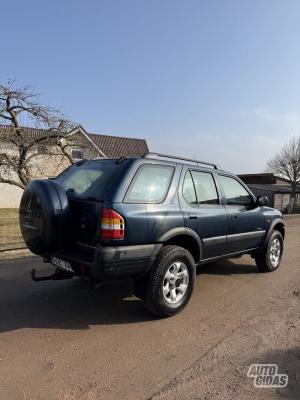 Opel Frontera 2001 in Marijampole, with an engine capacity of 2.20 L and mileage of 234 thousand km for 1650 €, photo 5 on AUTOMOTO.COM.LV