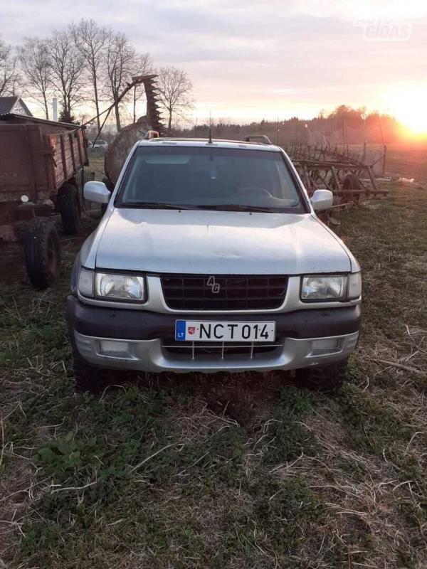 Opel Frontera 2001 Biržai, ar dzinēja tilpumu 2.20 L un nobraukumu 300 tūkst. km par 1000 €, foto 1 vietnē AUTOMOTO.COM.LV
