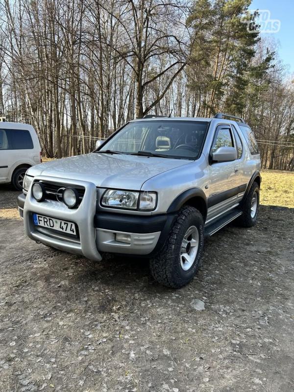 Opel Frontera 2002 in Druskininkai, with an engine capacity of 2.20 L and mileage of 292 thousand km for 2800 €, photo 1 on AUTOMOTO.COM.LV
