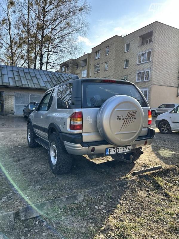 Opel Frontera 2002 in Druskininkai, with an engine capacity of 2.20 L and mileage of 292 thousand km for 2800 €, photo 7 on AUTOMOTO.COM.LV