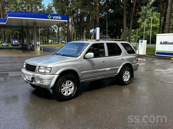 Опель Фронтера 2002 в Рига, объемом двигателя 2.20 л и пробегом 250 тыс. км за 2499 €, фото 4 на AUTOMOTO.COM.LV