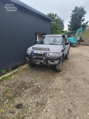 Opel Frontera 2002 Šilalė, ar dzinēja tilpumu 2.20 L un nobraukumu 220 tūkst. km par 2300 €, foto  vietnē AUTOMOTO.COM.LV