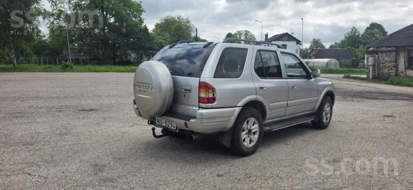 Opel Frontera 2003 in Jekabpils, with an engine capacity of 2.20 L and mileage of 332 thousand km for 4000 €, photo 4 on AUTOMOTO.COM.LV