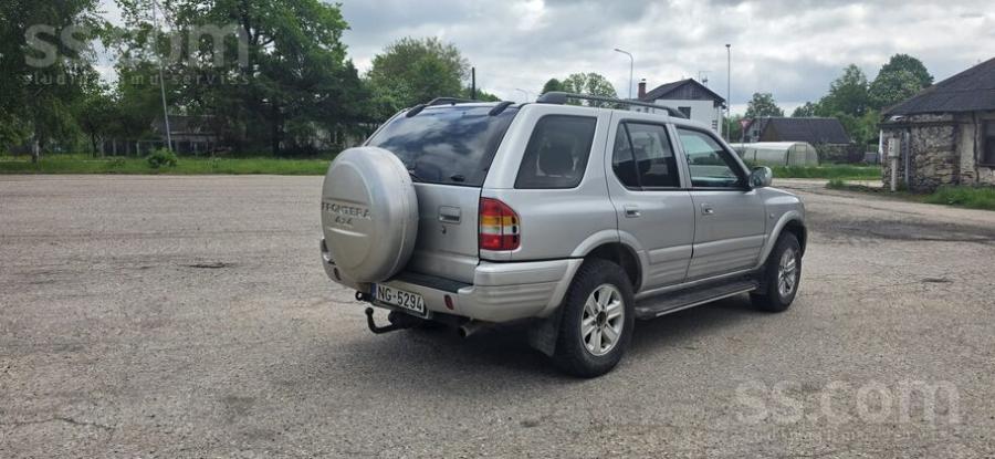 Opel Frontera 2003 Jēkabpils, ar dzinēja tilpumu 2.20 L un nobraukumu 332 tūkst. km par 4000 €, foto 5 vietnē AUTOMOTO.COM.LV