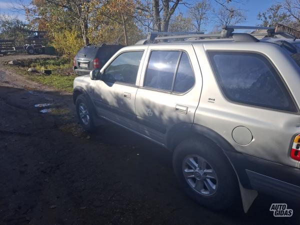 Opel Frontera 2003 in Telschi, with an engine capacity of 2.20 L and mileage of 300 thousand km for 1650 €, photo 3 on AUTOMOTO.COM.LV