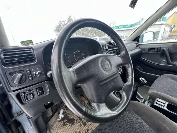 Opel Frontera 2004 Viļņa, ar dzinēja tilpumu 2.17 L un nobraukumu 200 tūkst. km par 2400 €, foto 11 vietnē AUTOMOTO.COM.LV
