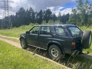 Green Opel Frontera 1995 in Vilnius, with an engine capacity of 2.26 L and mileage of 230 thousand km for 1950 €, photo 13 on AUTOMOTO.COM.LV