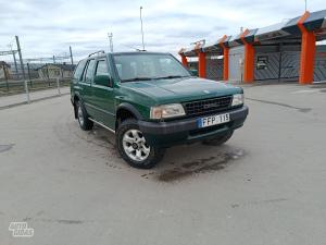 Zaļš Opel Frontera 1998 Šauļi, ar dzinēja tilpumu 2.50 L un nobraukumu 254 tūkst. km par 3400 €, foto 13 vietnē AUTOMOTO.COM.LV