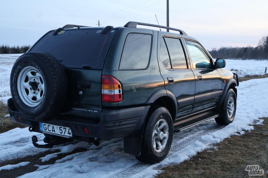 Zaļš Opel Frontera 1999 Viļņa, ar dzinēja tilpumu 2.20 L un nobraukumu 439 tūkst. km par 2000 €, foto 9 vietnē AUTOMOTO.COM.LV