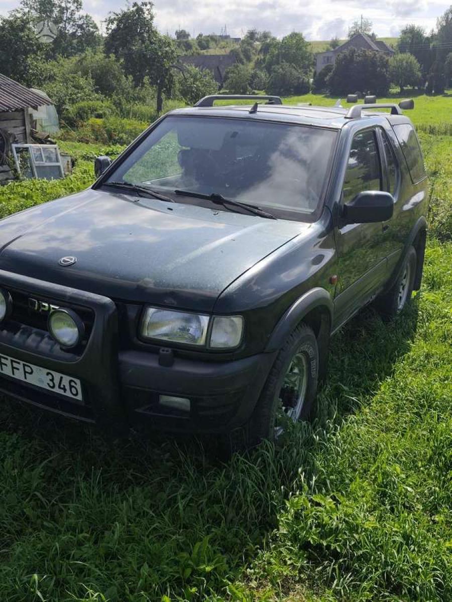 Green Opel Frontera 1999 in Prienai, with an engine capacity of 2.17 L and mileage of 254 thousand km for 450 €, photo 3 on AUTOMOTO.COM.LV