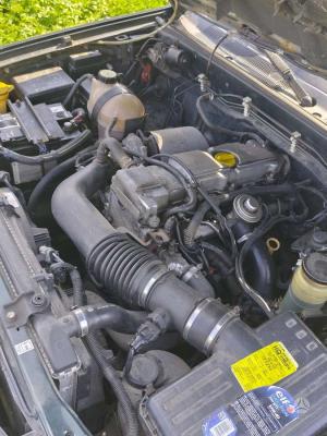 Green Opel Frontera 1999 in Prienai, with an engine capacity of 2.17 L and mileage of 254 thousand km for 450 €, photo 8 on AUTOMOTO.COM.LV
