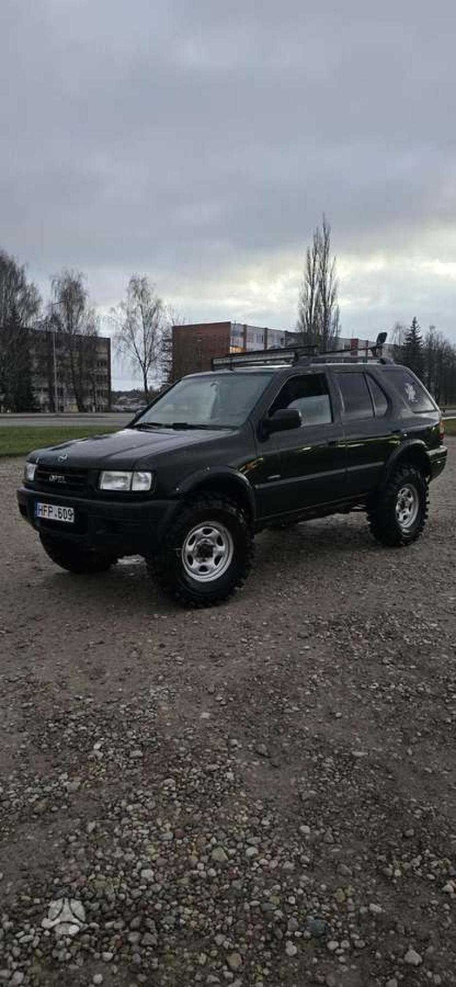 Zaļš Opel Frontera 2000 Alīta, ar dzinēja tilpumu 2.17 L un nobraukumu 220 tūkst. km par 2000 €, foto 1 vietnē AUTOMOTO.COM.LV