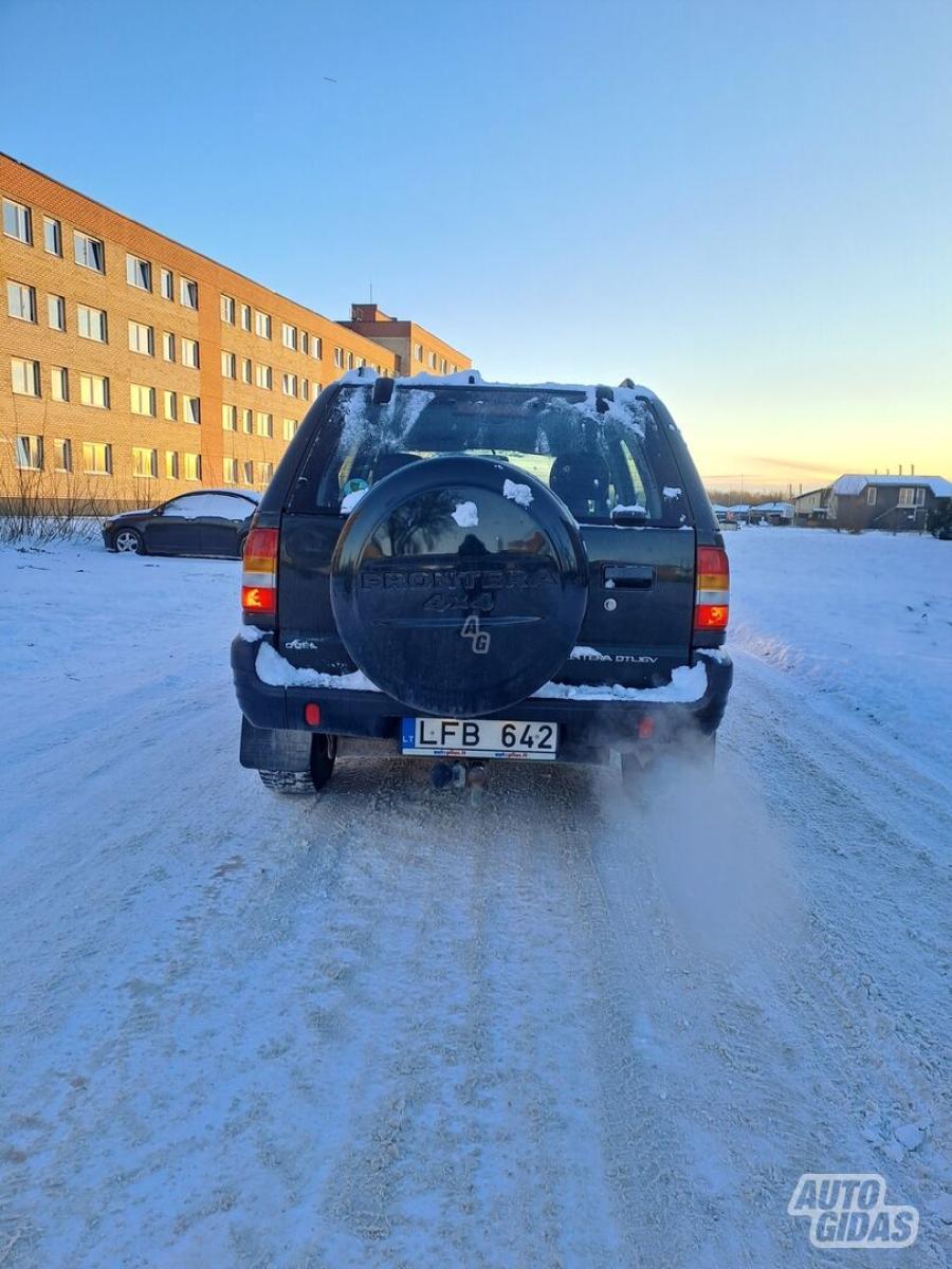 Zaļš Opel Frontera 2000 Klaipėda, ar dzinēja tilpumu 2.20 L un nobraukumu 136 tūkst. km par 1650 €, foto 6 vietnē AUTOMOTO.COM.LV