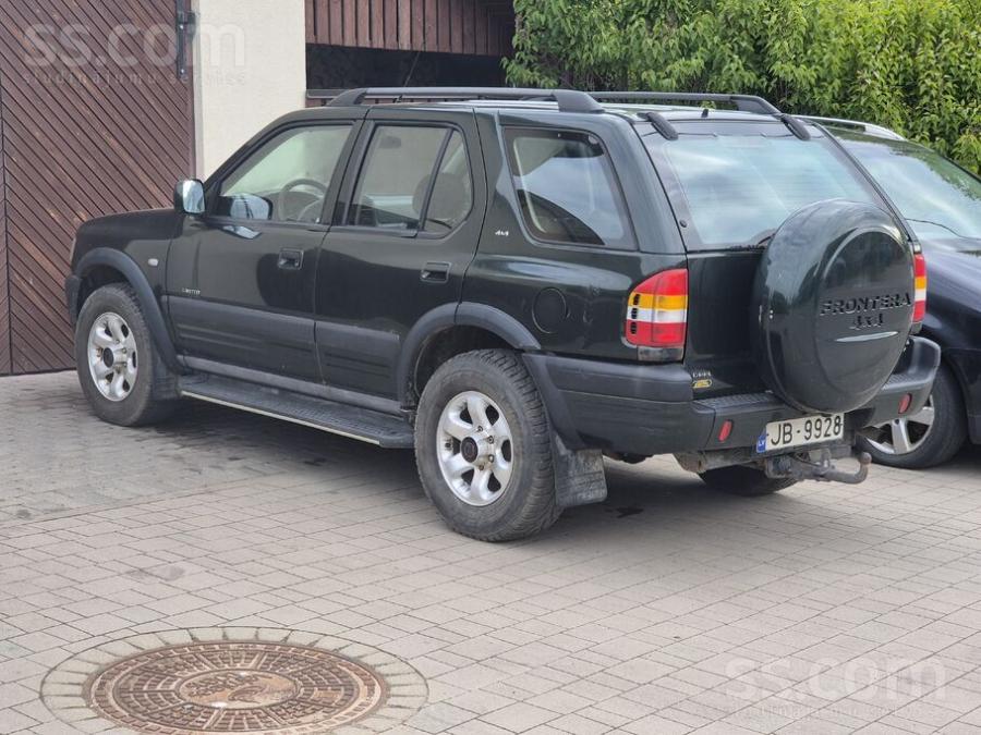 Zaļš Opel Frontera 2001 Valmiera, ar dzinēja tilpumu 2.20 L un nobraukumu 370 tūkst. km par 1350 €, foto 4 vietnē AUTOMOTO.COM.LV