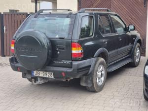 Zaļš Opel Frontera 2001 Valmiera, ar dzinēja tilpumu 2.20 L un nobraukumu 370 tūkst. km par 1350 €, foto 5 vietnē AUTOMOTO.COM.LV