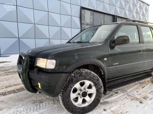 Green Opel Frontera 2001 in Silute, with an engine capacity of 2.20 L and mileage of 135 thousand km for 2350 €, photo 8 on AUTOMOTO.COM.LV