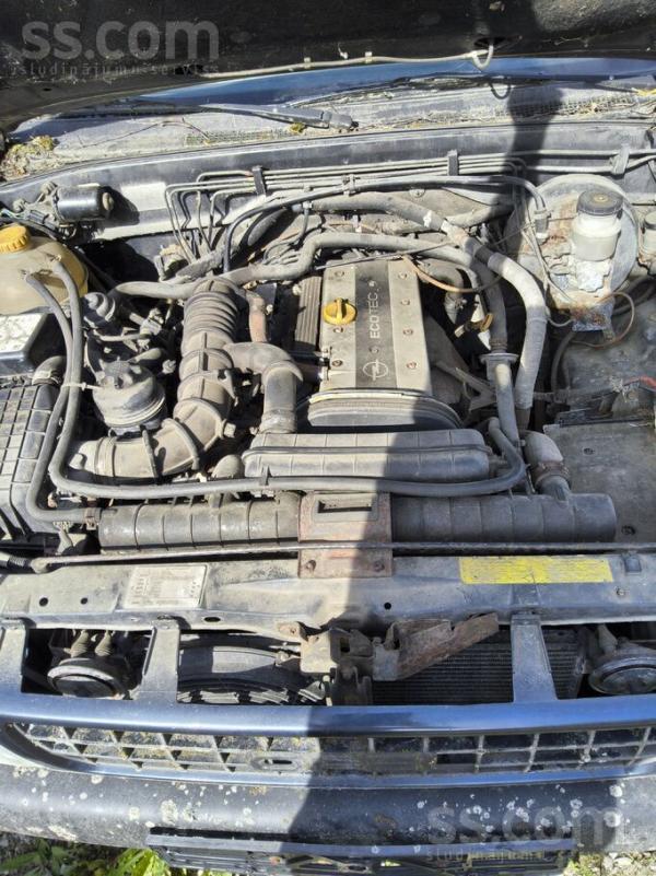 Pelēks Opel Frontera 1994 Daugavpils, ar dzinēja tilpumu 2.20 L un nobraukumu 230 tūkst. km par 1000 €, foto 8 vietnē AUTOMOTO.COM.LV