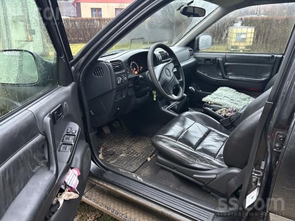 Pelēks Opel Frontera 2000 Krāslava, ar dzinēja tilpumu 2.20 L un nobraukumu 76 tūkst. km par 5000 €, foto 5 vietnē AUTOMOTO.COM.LV