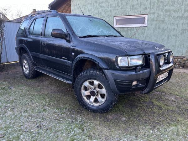Pelēks Opel Frontera 2000 Krāslava, ar dzinēja tilpumu 2.20 L un nobraukumu 76 tūkst. km par 5000 €, foto 2 vietnē AUTOMOTO.COM.LV