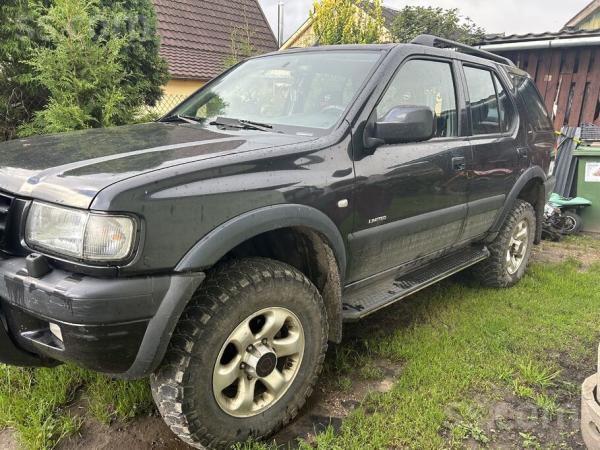 Опель Фронтера 2000 в Краслава на AUTOMOTO.COM.LV Серый Опель Фронтера 2000 в Краслава, объемом двигателя 2.20 л и пробегом 76 тыс. км за 5000 €, фото 3 на AUTOMOTO.COM.LV