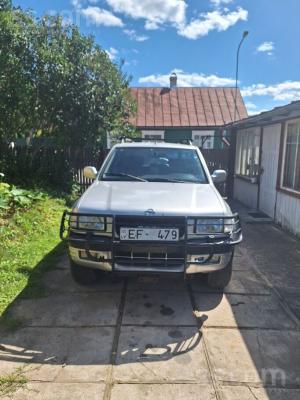 Grey Opel Frontera 2000 in Ludza, with an engine capacity of 2.20 L and mileage of 157 thousand km for 1500 €, photo 3 on AUTOMOTO.COM.LV