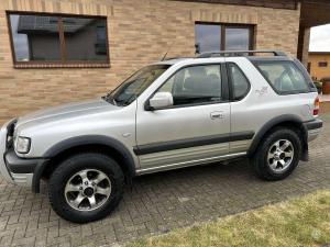 Pelēks Opel Frontera 2001 Vilkaviškis, ar dzinēja tilpumu 2.17 L un nobraukumu 177 tūkst. km par 3900 €, foto  vietnē AUTOMOTO.COM.LV