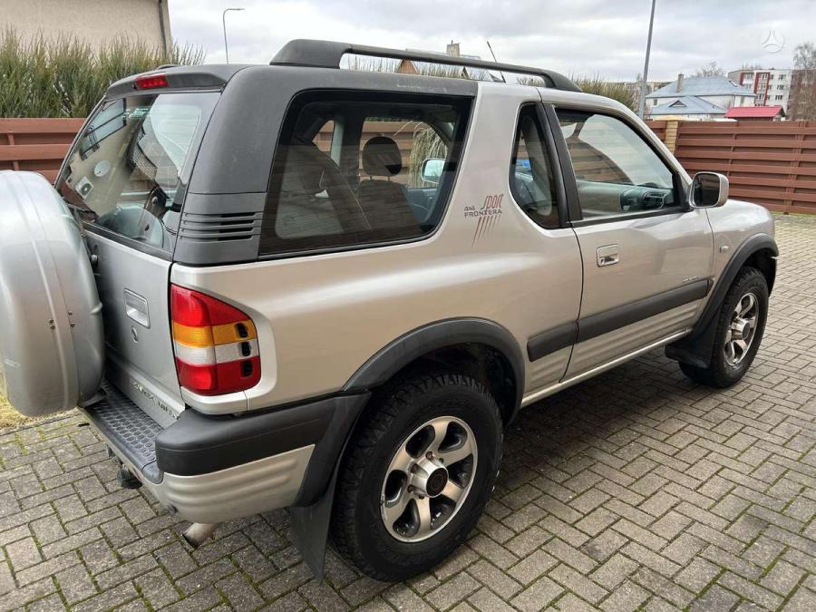 Pelēks Opel Frontera 2001 Vilkaviškis, ar dzinēja tilpumu 2.17 L un nobraukumu 177 tūkst. km par 3900 €, foto 5 vietnē AUTOMOTO.COM.LV