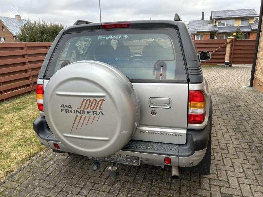 Pelēks Opel Frontera 2001 Vilkaviškis, ar dzinēja tilpumu 2.17 L un nobraukumu 177 tūkst. km par 3900 €, foto 6 vietnē AUTOMOTO.COM.LV
