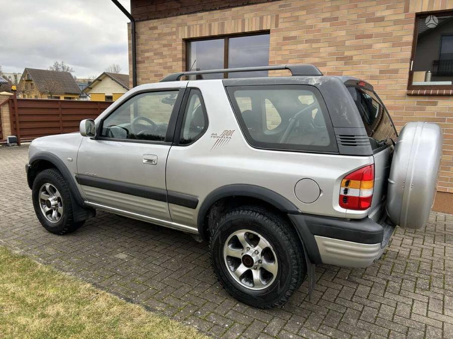Pelēks Opel Frontera 2001 Vilkaviškis, ar dzinēja tilpumu 2.17 L un nobraukumu 177 tūkst. km par 3900 €, foto 9 vietnē AUTOMOTO.COM.LV