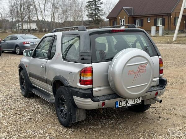 Pelēks Opel Frontera 2001 Viļņa, ar dzinēja tilpumu 2.20 L un nobraukumu 130 tūkst. km par 1500 €, foto 3 vietnē AUTOMOTO.COM.LV
