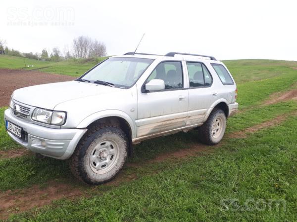 Grey Opel Frontera 2002 in Rezekne, with an engine capacity of 2.20 L and mileage of 0 thousand km for 750 €, photo 2 on AUTOMOTO.COM.LV