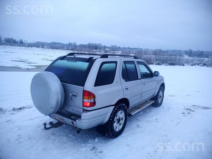 Pelēks Opel Frontera 2002 Preiļi, ar dzinēja tilpumu 2.20 L un nobraukumu 309 tūkst. km par 2500 €, foto 3 vietnē AUTOMOTO.COM.LV