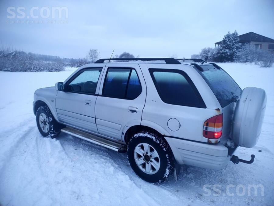 Pelēks Opel Frontera 2002 Preiļi, ar dzinēja tilpumu 2.20 L un nobraukumu 309 tūkst. km par 2500 €, foto 4 vietnē AUTOMOTO.COM.LV