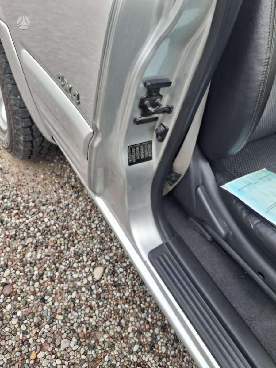 Grey Opel Frontera 2002 in Jurbarkas, with an engine capacity of 2.20 L and mileage of 320 thousand km for 3200 €, photo 28 on AUTOMOTO.COM.LV