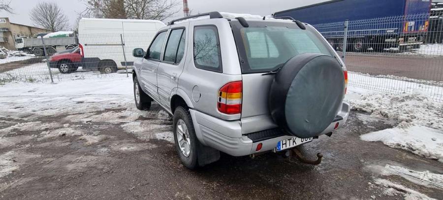 Pelēks Opel Frontera 2003 Viļņa, ar dzinēja tilpumu 2.17 L un nobraukumu 376 tūkst. km par 2200 €, foto 5 vietnē AUTOMOTO.COM.LV