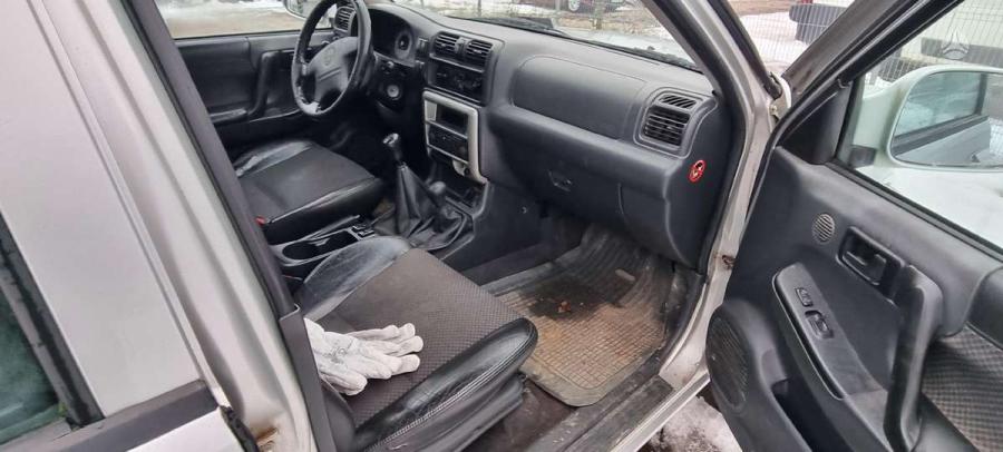 Pelēks Opel Frontera 2003 Viļņa, ar dzinēja tilpumu 2.17 L un nobraukumu 376 tūkst. km par 2200 €, foto 13 vietnē AUTOMOTO.COM.LV