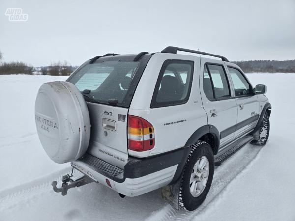 Pelēks Opel Frontera 2003 Jurbarkas, ar dzinēja tilpumu 2.20 L un nobraukumu 269 tūkst. km par 2999 €, foto 4 vietnē AUTOMOTO.COM.LV