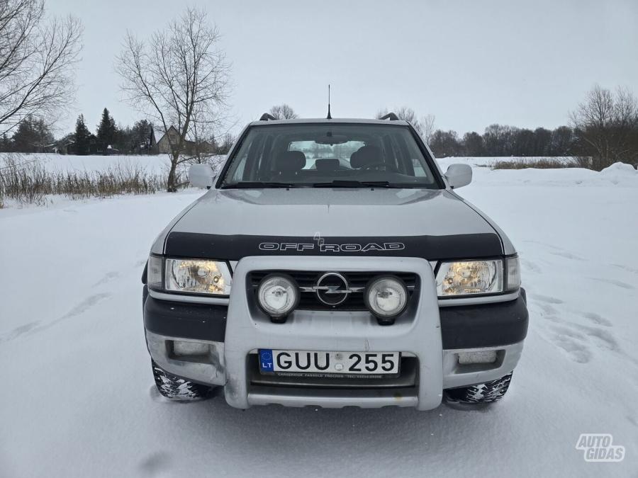 Grey Opel Frontera 2003 in Jurbarkas, with an engine capacity of 2.20 L and mileage of 269 thousand km for 2999 €, photo 6 on AUTOMOTO.COM.LV