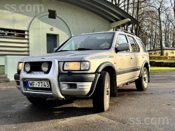 Pelēks Opel Frontera 2003 Rīga, ar dzinēja tilpumu 2.20 L un nobraukumu 210 tūkst. km par 1200 €, foto 1 vietnē AUTOMOTO.COM.LV