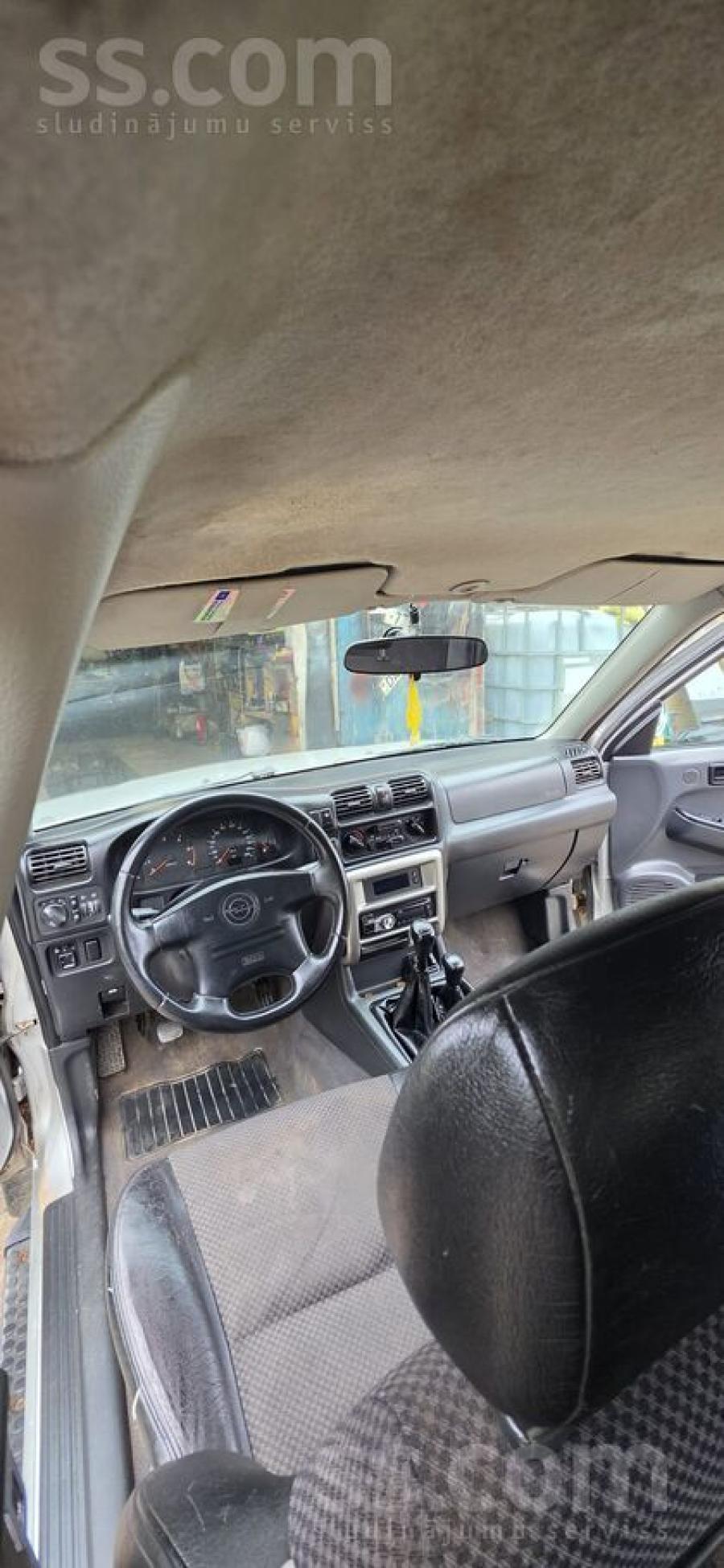 Pelēks Opel Frontera 2003 Jēkabpils, ar dzinēja tilpumu 2.20 L un nobraukumu 332 tūkst. km par 3200 €, foto 6 vietnē AUTOMOTO.COM.LV