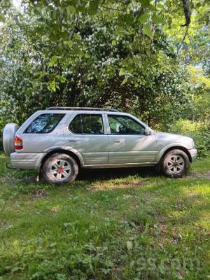 Pelēks Opel Frontera 2003 Cēsis, ar dzinēja tilpumu 2.20 L un nobraukumu 253 tūkst. km par 2500 €, foto 5 vietnē AUTOMOTO.COM.LV