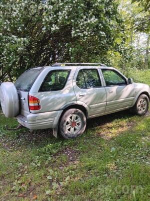 Pelēks Opel Frontera 2003 Cēsis, ar dzinēja tilpumu 2.20 L un nobraukumu 253 tūkst. km par 2500 €, foto 6 vietnē AUTOMOTO.COM.LV