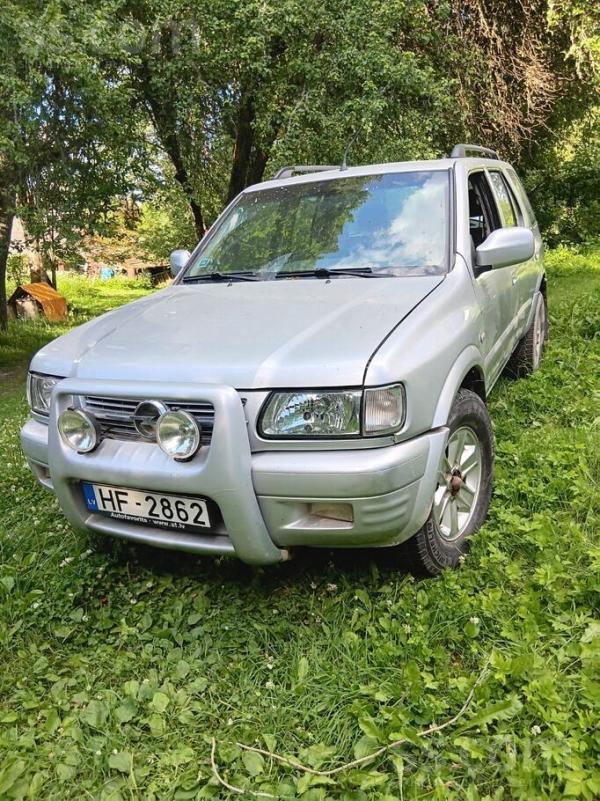 Grey Opel Frontera 2003 in Cesis, with an engine capacity of 2.20 L and mileage of 253 thousand km for 2500 €, photo 6 on AUTOMOTO.COM.LV