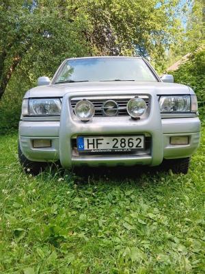 Pelēks Opel Frontera 2003 Cēsis, ar dzinēja tilpumu 2.20 L un nobraukumu 253 tūkst. km par 2500 €, foto 16 vietnē AUTOMOTO.COM.LV