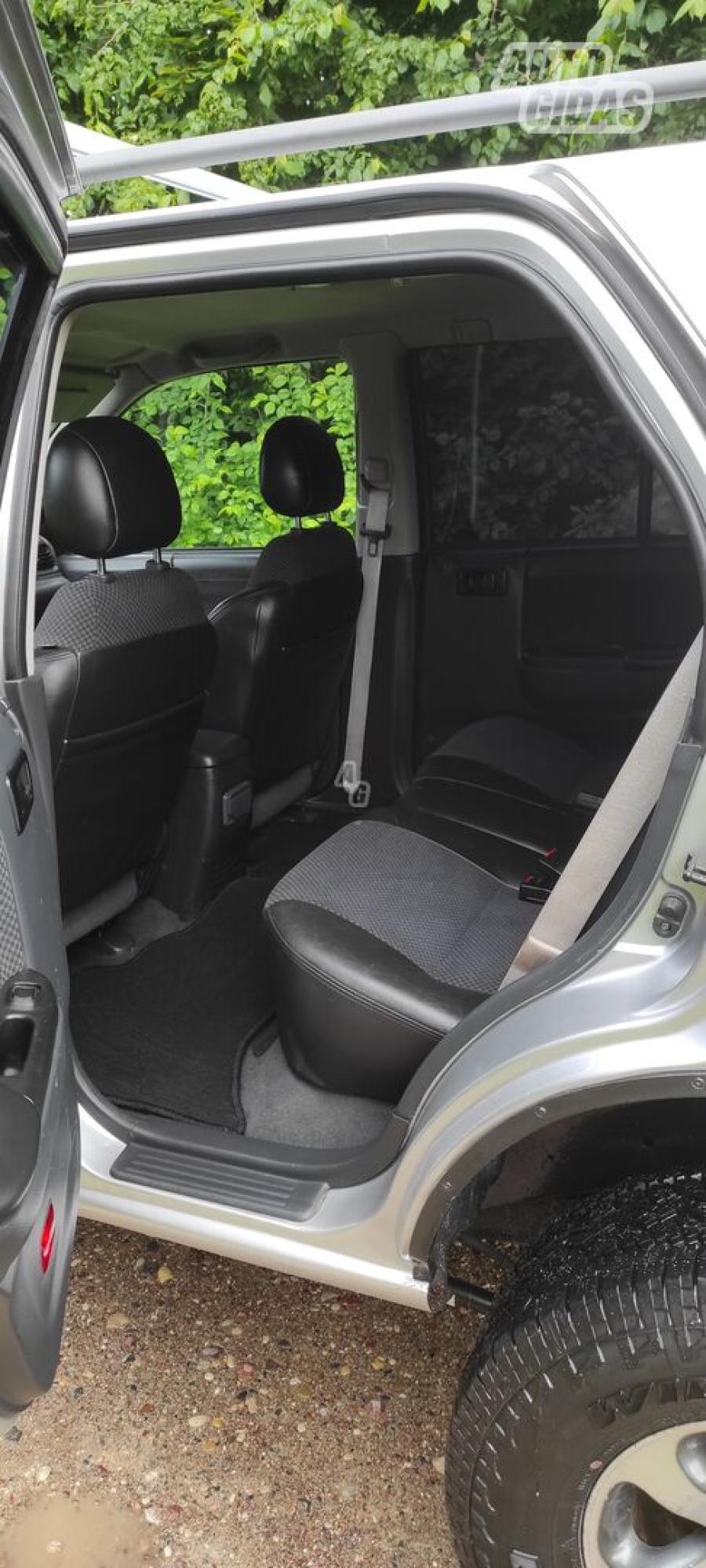 Grey Opel Frontera 2004 in Jurbarkas, with an engine capacity of 2.20 L and mileage of 240 thousand km for 4250 €, photo 13 on AUTOMOTO.COM.LV
