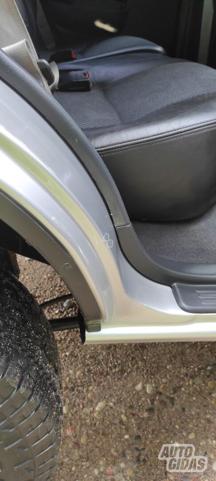 Grey Opel Frontera 2004 in Jurbarkas, with an engine capacity of 2.20 L and mileage of 240 thousand km for 4250 €, photo 19 on AUTOMOTO.COM.LV