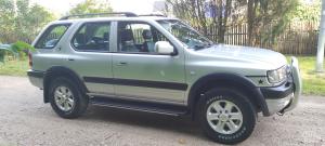 Grey Opel Frontera 2004 in Jurbarkas, with an engine capacity of 2.20 L and mileage of 196 thousand km for 4200 €, photo 5 on AUTOMOTO.COM.LV