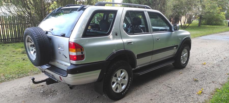 Grey Opel Frontera 2004 in Jurbarkas, with an engine capacity of 2.20 L and mileage of 196 thousand km for 4200 €, photo 6 on AUTOMOTO.COM.LV